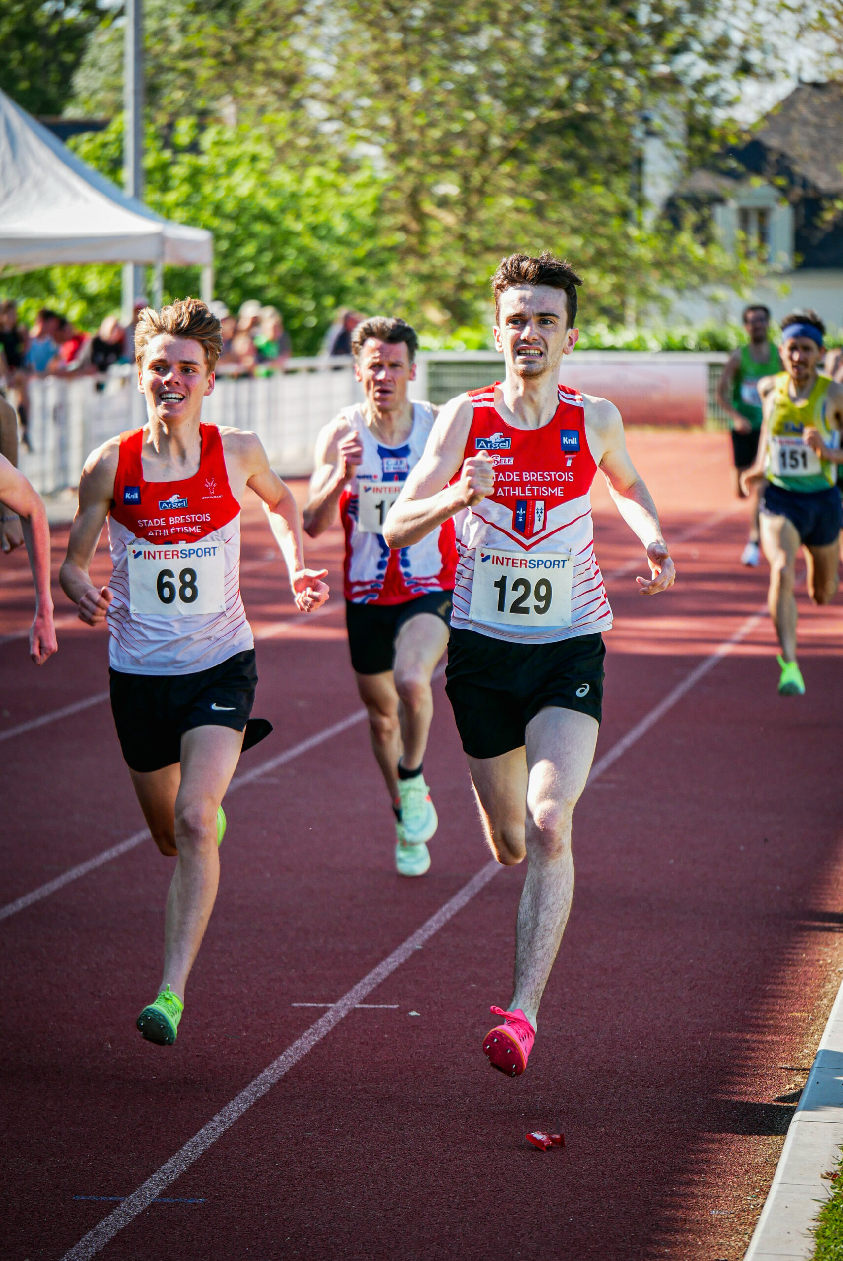 Championnat départemental de demi-fond long à Auray 01/06/2024 - Stade ...